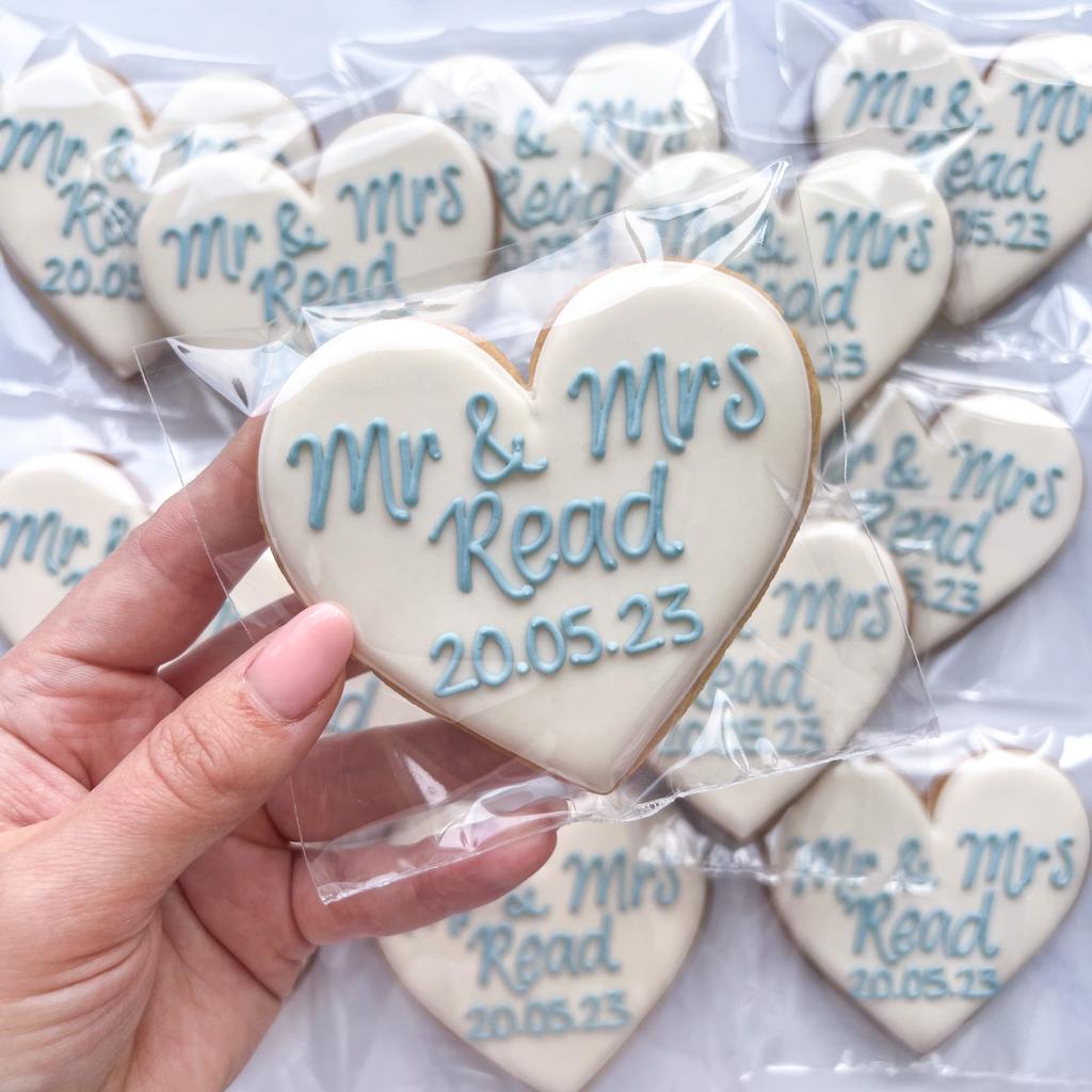Mr & Mrs Wedding Biscuits – Molly's Bakehouse